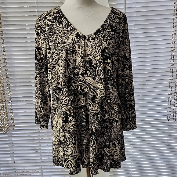 Susan Graver | Tops | Susan Graver Black And Cream Paisley Top | Poshmark